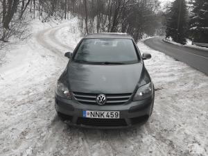 Volkswagen Golf Plus 2006 Kauņa, ar dzinēja tilpumu 2.00 L un nobraukumu 275 tūkst. km par 2700 €, foto 4 vietnē AUTOMOTO.COM.LV