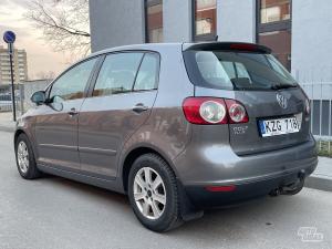 Volkswagen Golf Plus 2006 in Vilnius, with an engine capacity of 2.00 L and mileage of 287 thousand km for 3000 €, photo 8 on AUTOMOTO.COM.LV