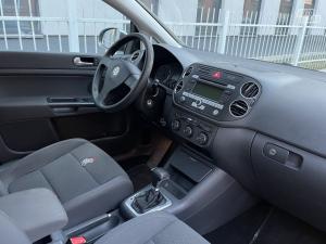 Volkswagen Golf Plus 2006 in Vilnius, with an engine capacity of 2.00 L and mileage of 287 thousand km for 3000 €, photo 16 on AUTOMOTO.COM.LV