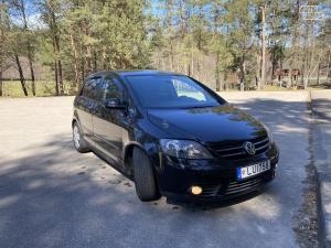 Volkswagen Golf Plus 2006 in Ignalina, with an engine capacity of 2.00 L and mileage of 284 thousand km for 2000 €, photo 4 on AUTOMOTO.COM.LV