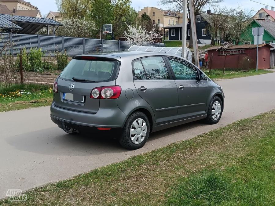 Volkswagen Golf Plus 2006 Šauļi, ar dzinēja tilpumu 1.90 L un nobraukumu 300 tūkst. km par 1600 €, foto 7 vietnē AUTOMOTO.COM.LV