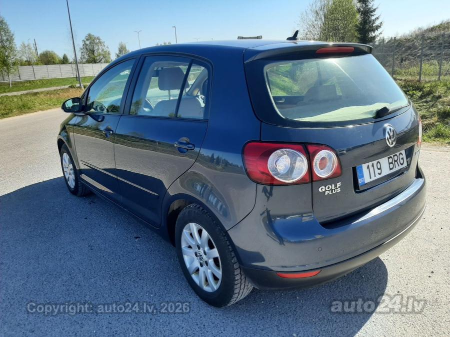 Volkswagen Golf Plus 2006 Tartu, ar dzinēja tilpumu 2.00 L un nobraukumu 201 tūkst. km par 3800 €, foto 4 vietnē AUTOMOTO.COM.LV