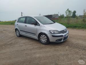 Volkswagen Golf Plus 2006 in Pakruojis, with an engine capacity of 1.90 L and mileage of 291 thousand km for 999 €, photo  on AUTOMOTO.COM.LV