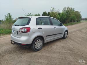 Volkswagen Golf Plus 2006 in Pakruojis, with an engine capacity of 1.90 L and mileage of 291 thousand km for 999 €, photo 4 on AUTOMOTO.COM.LV
