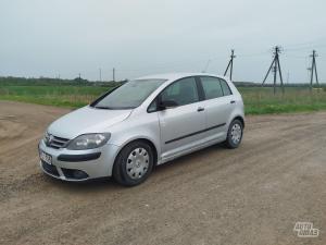 Volkswagen Golf Plus 2006 in Pakruojis, with an engine capacity of 1.90 L and mileage of 291 thousand km for 999 €, photo 8 on AUTOMOTO.COM.LV