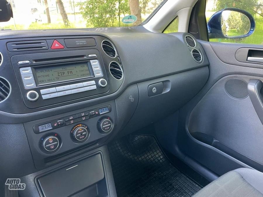 Volkswagen Golf Plus 2006 Kauņa, ar dzinēja tilpumu 1.90 L un nobraukumu 302 tūkst. km par 1750 €, foto 19 vietnē AUTOMOTO.COM.LV