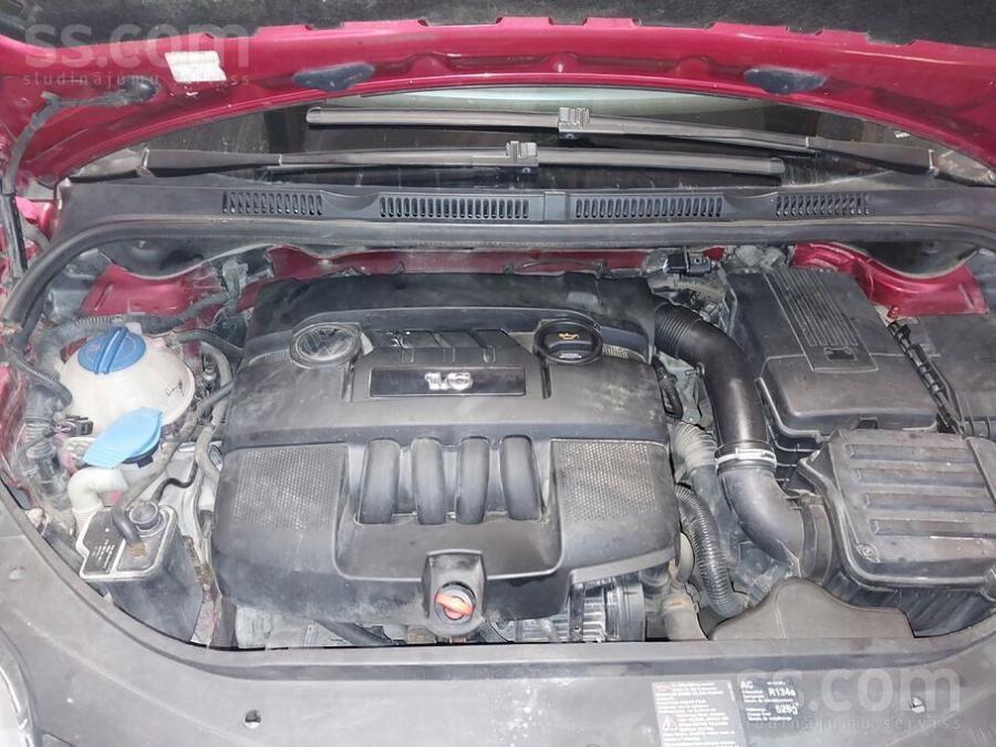 Volkswagen Golf Plus 2006 in Riga, with an engine capacity of 1.60 L and mileage of 306 thousand km for 1700 €, photo 3 on AUTOMOTO.COM.LV
