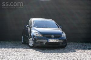 Volkswagen Golf Plus 2006 Rīga, ar dzinēja tilpumu 1.90 L un nobraukumu 250 tūkst. km par 3390 €, foto 3 vietnē AUTOMOTO.COM.LV