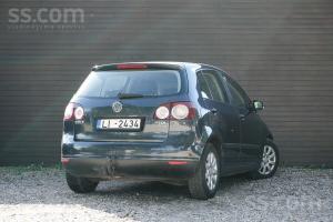 Volkswagen Golf Plus 2006 Rīga, ar dzinēja tilpumu 1.90 L un nobraukumu 250 tūkst. km par 3390 €, foto 4 vietnē AUTOMOTO.COM.LV