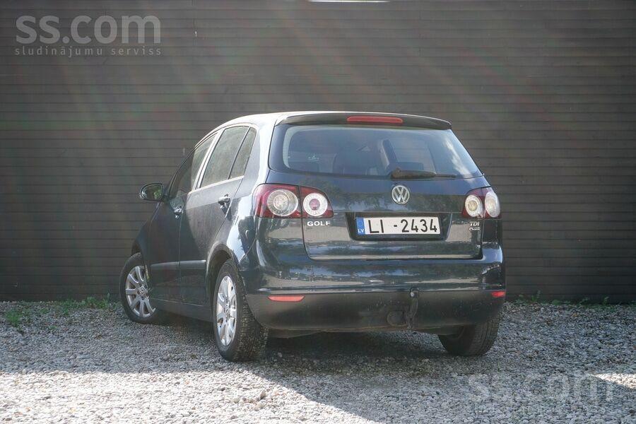 Volkswagen Golf Plus 2006 Rīga, ar dzinēja tilpumu 1.90 L un nobraukumu 250 tūkst. km par 3390 €, foto 5 vietnē AUTOMOTO.COM.LV