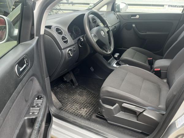 Volkswagen Golf Plus 2006 in Vilnius, with an engine capacity of 1.60 L and mileage of 189 thousand km for 2900 €, photo 7 on AUTOMOTO.COM.LV