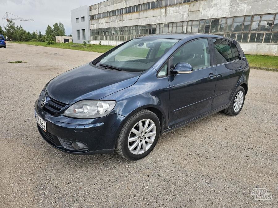 Volkswagen Golf Plus 2006 in Vilnius, with an engine capacity of 2.00 L and mileage of 314 thousand km for 2999 €, photo 1 on AUTOMOTO.COM.LV