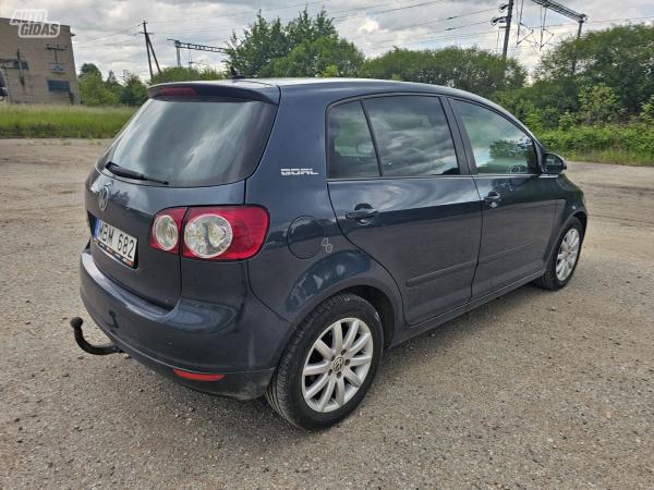 Volkswagen Golf Plus 2006 in Vilnius, with an engine capacity of 2.00 L and mileage of 314 thousand km for 2999 €, photo 5 on AUTOMOTO.COM.LV