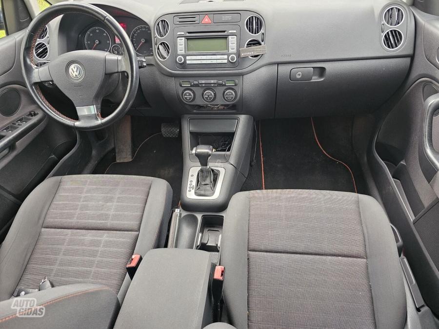 Volkswagen Golf Plus 2006 in Vilnius, with an engine capacity of 2.00 L and mileage of 314 thousand km for 2999 €, photo 13 on AUTOMOTO.COM.LV