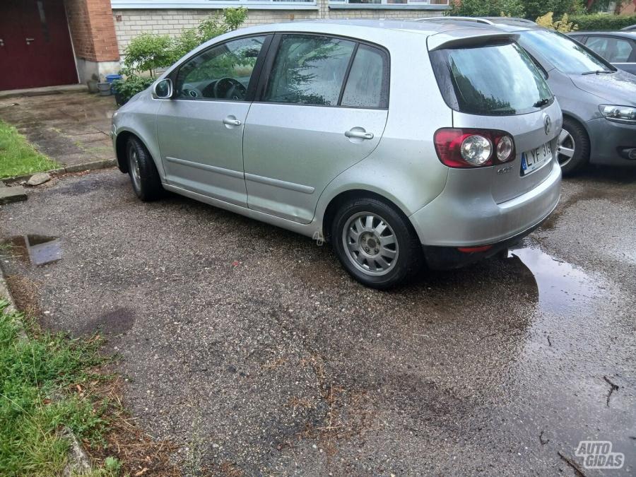 Volkswagen Golf Plus 2006 Kauņa, ar dzinēja tilpumu 1.90 L un nobraukumu 340 tūkst. km par 1250 €, foto 3 vietnē AUTOMOTO.COM.LV
