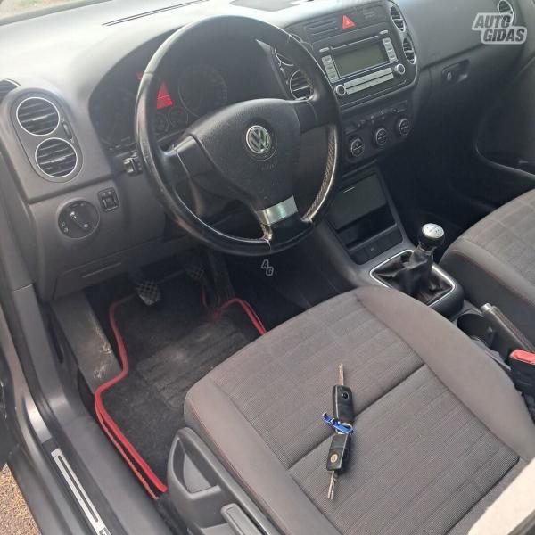 Volkswagen Golf Plus 2006 Marijampole, ar dzinēja tilpumu 1.90 L un nobraukumu 279 tūkst. km par 2450 €, foto 7 vietnē AUTOMOTO.COM.LV