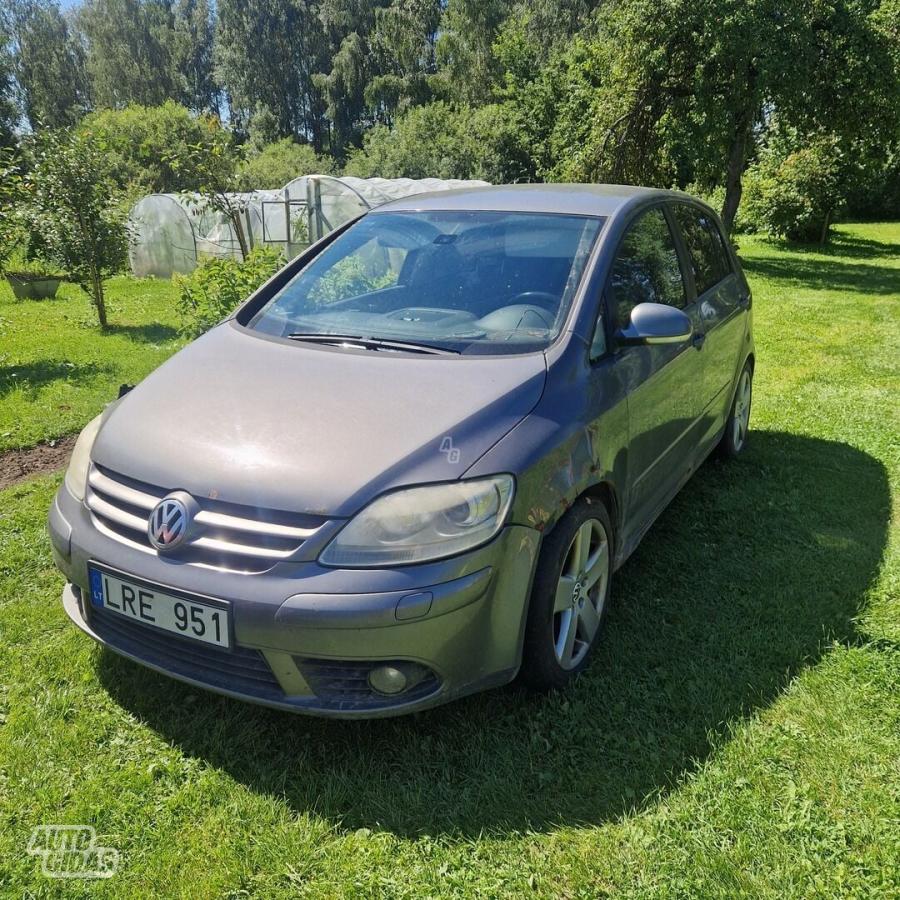Volkswagen Golf Plus 2006 Viļņa, ar dzinēja tilpumu 2.00 L un nobraukumu 355 tūkst. km par 800 €, foto 1 vietnē AUTOMOTO.COM.LV