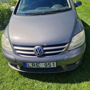 Volkswagen Golf Plus 2006 Viļņa, ar dzinēja tilpumu 2.00 L un nobraukumu 355 tūkst. km par 800 €, foto 4 vietnē AUTOMOTO.COM.LV