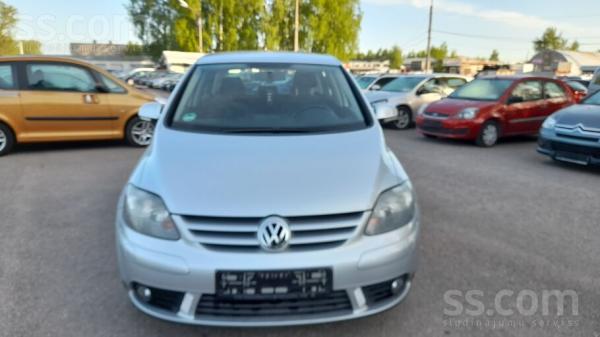 Volkswagen Golf Plus 2007 in Riga, with an engine capacity of 1.60 L and mileage of 232 thousand km for 4999 €, photo 1 on AUTOMOTO.COM.LV
