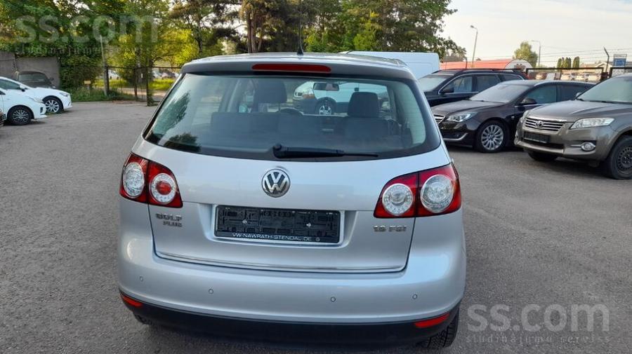 Volkswagen Golf Plus 2007 in Riga, with an engine capacity of 1.60 L and mileage of 232 thousand km for 4999 €, photo 8 on AUTOMOTO.COM.LV