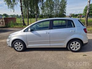 Volkswagen Golf Plus 2007 in Jekabpils, with an engine capacity of 1.90 L and mileage of 211 thousand km for 3900 €, photo 4 on AUTOMOTO.COM.LV