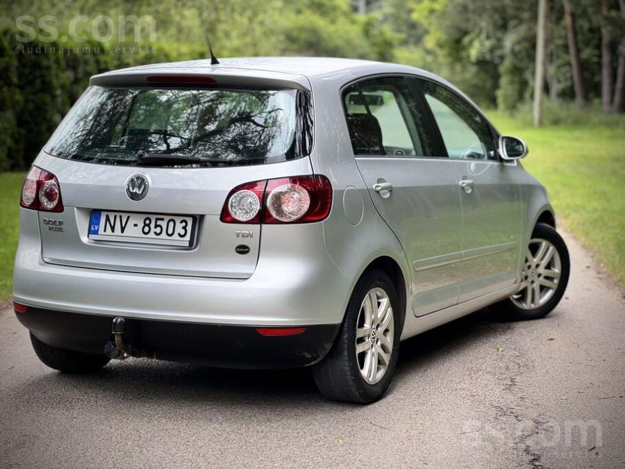Volkswagen Golf Plus 2007 in Riga, with an engine capacity of 1.90 L and mileage of 220 thousand km for 3990 €, photo 5 on AUTOMOTO.COM.LV