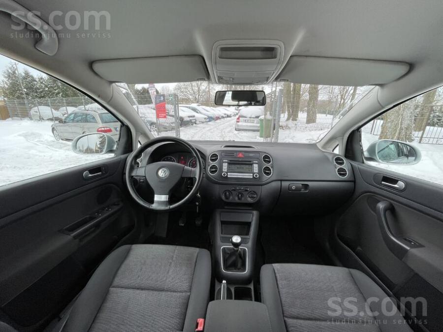 Volkswagen Golf Plus 2007 in Riga, with an engine capacity of 1.60 L and mileage of 168 thousand km for 3390 €, photo 19 on AUTOMOTO.COM.LV
