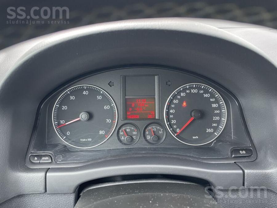 Volkswagen Golf Plus 2007 in Riga, with an engine capacity of 1.60 L and mileage of 168 thousand km for 3390 €, photo 22 on AUTOMOTO.COM.LV