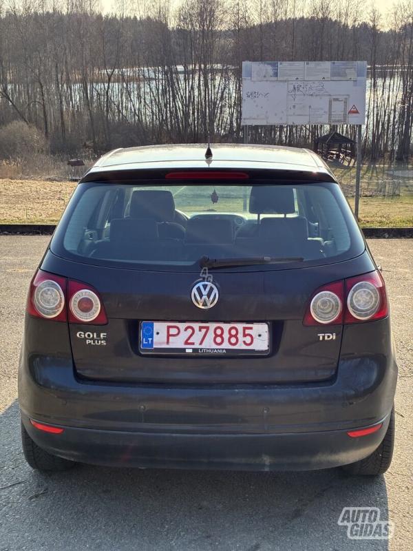 Volkswagen Golf Plus 2007 in Utena, with an engine capacity of 1.90 L and mileage of 353 thousand km for 500 €, photo 3 on AUTOMOTO.COM.LV