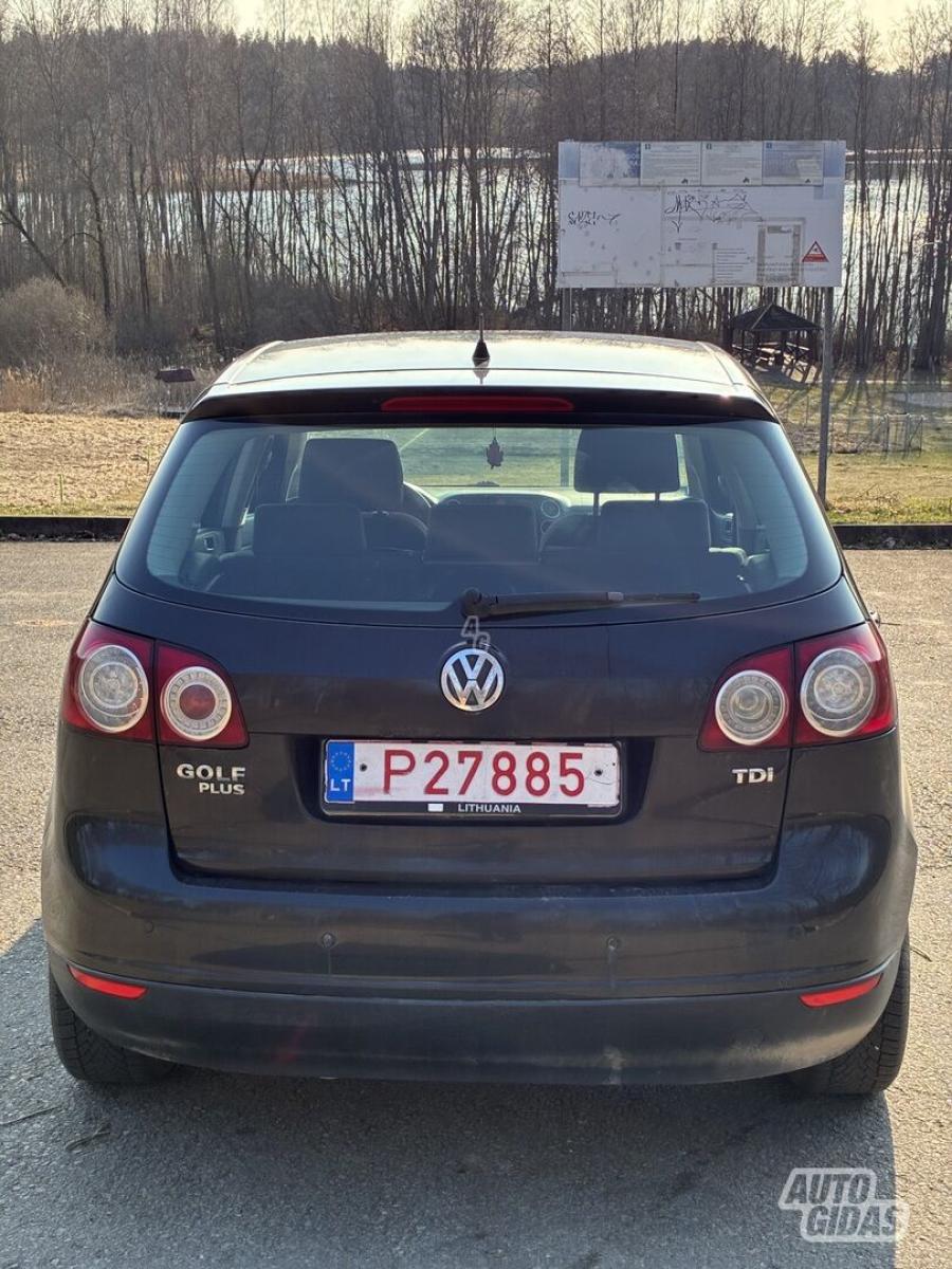 Volkswagen Golf Plus 2007 in Utena, with an engine capacity of 1.90 L and mileage of 353 thousand km for 500 €, photo 3 on AUTOMOTO.COM.LV