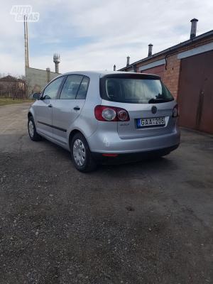 Volkswagen Golf Plus 2007 Viļņa, ar dzinēja tilpumu 1.90 L un nobraukumu 230 tūkst. km par 1800 €, foto 8 vietnē AUTOMOTO.COM.LV