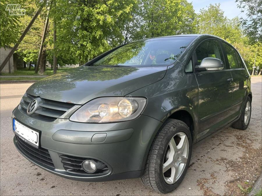 Volkswagen Golf Plus 2007 in Kaunas, with an engine capacity of 2.00 L and mileage of 290 thousand km for 1250 €, photo 3 on AUTOMOTO.COM.LV