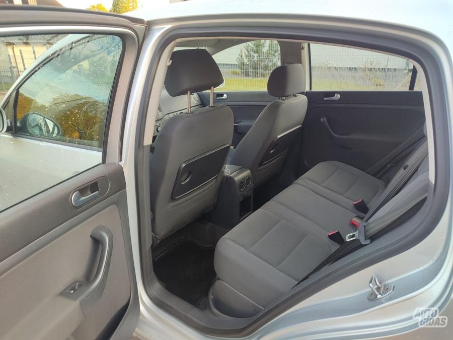 Volkswagen Golf Plus 2007 in Ukmerge, with an engine capacity of 1.90 L and mileage of 194 thousand km for 2200 €, photo 8 on AUTOMOTO.COM.LV