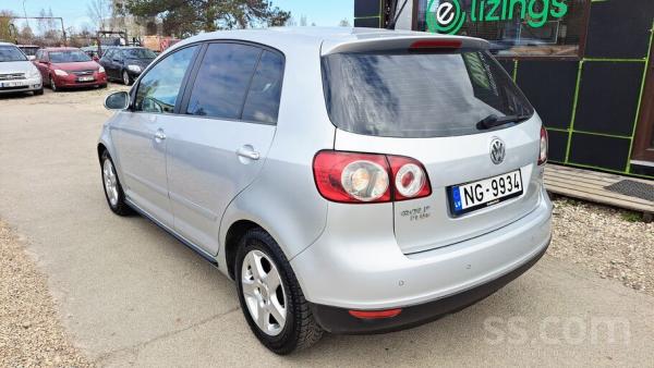 Volkswagen Golf Plus 2007 in Riga, with an engine capacity of 1.40 L and mileage of 203 thousand km for 1900 €, photo 4 on AUTOMOTO.COM.LV
