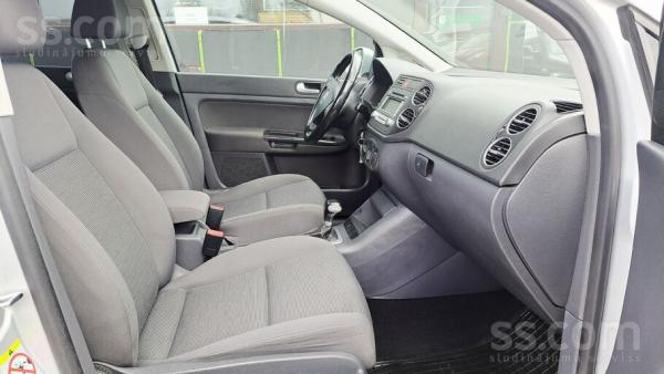 Volkswagen Golf Plus 2007 in Riga, with an engine capacity of 1.40 L and mileage of 203 thousand km for 1900 €, photo 10 on AUTOMOTO.COM.LV