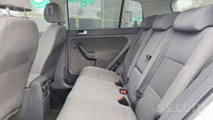Volkswagen Golf Plus 2007 in Riga, with an engine capacity of 1.40 L and mileage of 203 thousand km for 1900 €, photo 15 on AUTOMOTO.COM.LV