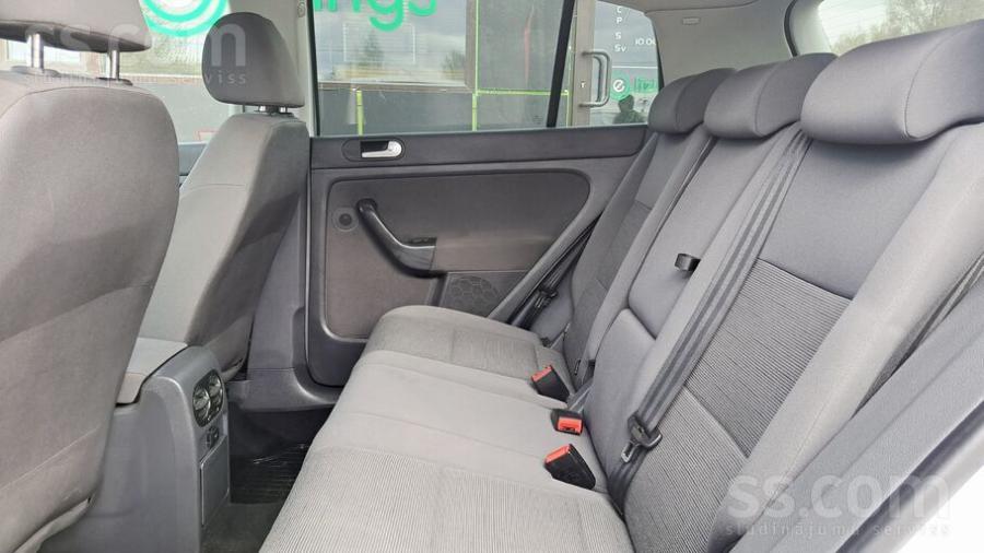 Volkswagen Golf Plus 2007 in Riga, with an engine capacity of 1.40 L and mileage of 203 thousand km for 1900 €, photo 15 on AUTOMOTO.COM.LV