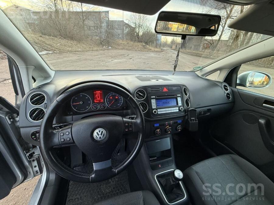 Фольксваген Гольф Плюс 2007 в Лудза, объемом двигателя 1.90 л и пробегом 328 тыс. км за 3690 €, фото 15 на AUTOMOTO.COM.LV