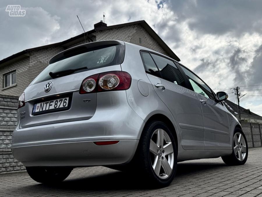 Volkswagen Golf Plus 2007 in Kaunas, with an engine capacity of 1.90 L and mileage of 340 thousand km for 2999 €, photo 8 on AUTOMOTO.COM.LV