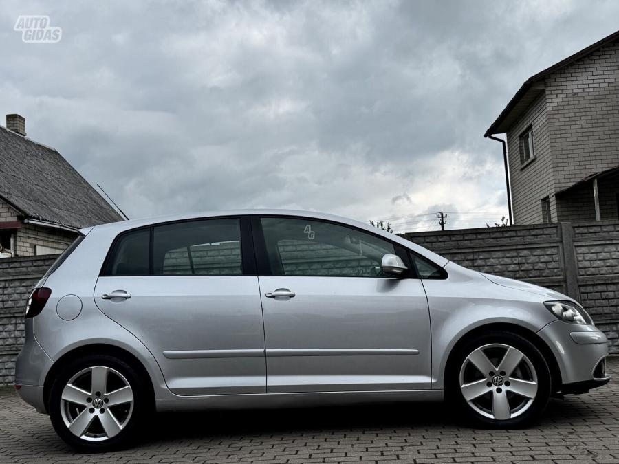 Volkswagen Golf Plus 2007 in Kaunas, with an engine capacity of 1.90 L and mileage of 340 thousand km for 2650 €, photo 5 on AUTOMOTO.COM.LV