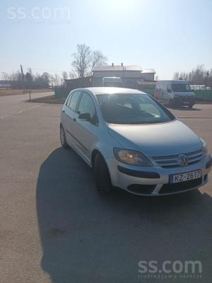 Volkswagen Golf Plus 2007 in Riga, with an engine capacity of 1.90 L and mileage of 383 thousand km for 1300 €, photo 6 on AUTOMOTO.COM.LV