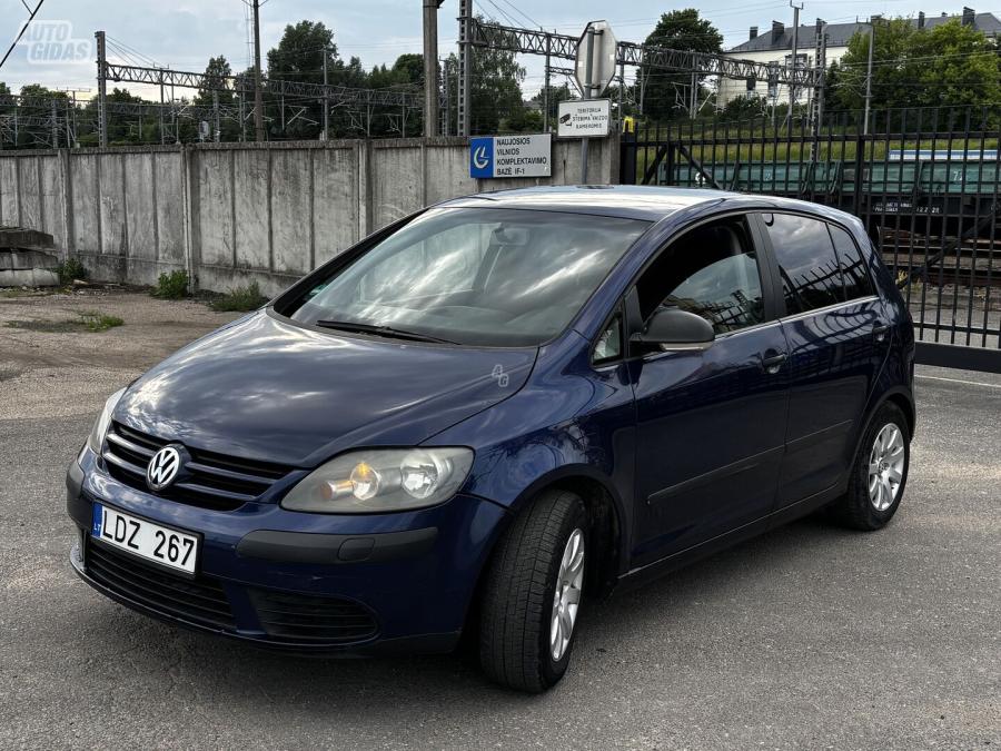 Volkswagen Golf Plus 2007 in Vilnius, with an engine capacity of 2.00 L and mileage of 423 thousand km for 1650 €, photo 3 on AUTOMOTO.COM.LV