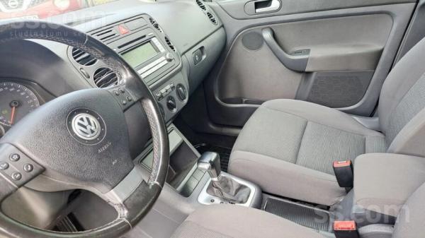 Volkswagen Golf Plus 2007 Rīga, ar dzinēja tilpumu 1.40 L un nobraukumu 203 tūkst. km par 1900 €, foto 9 vietnē AUTOMOTO.COM.LV