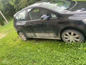 Volkswagen Golf Plus 2007 Joniškis, ar dzinēja tilpumu 2.00 L un nobraukumu 280 tūkst. km par 600 €, foto  vietnē AUTOMOTO.COM.LV