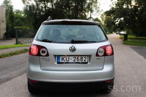 Volkswagen Golf Plus 2008 in Riga, with an engine capacity of 1.90 L and mileage of 304 thousand km for 1750 €, photo 5 on AUTOMOTO.COM.LV