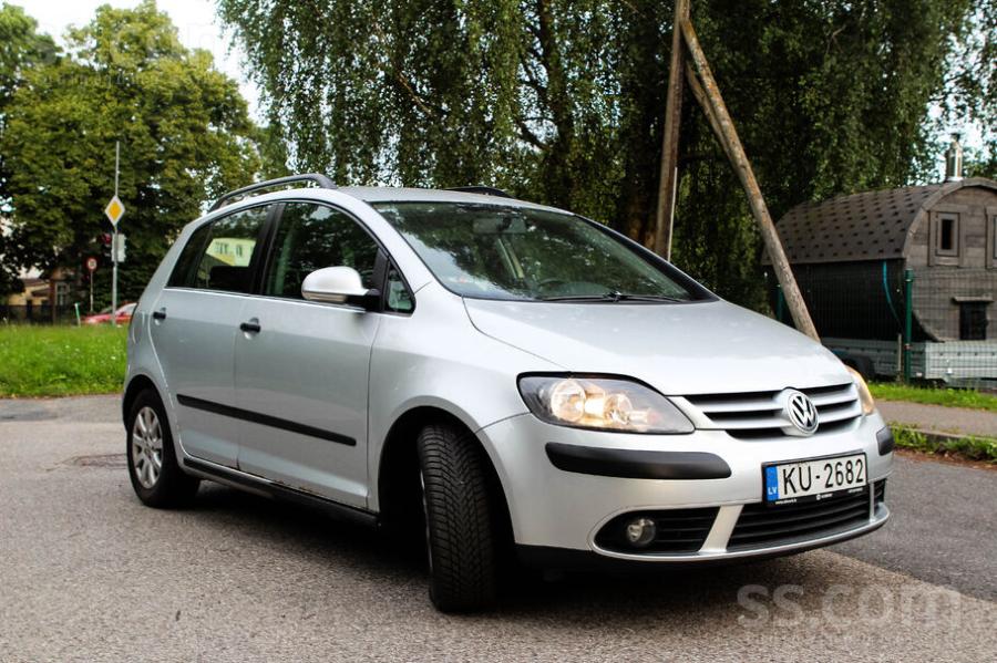Volkswagen Golf Plus 2008 in Riga, with an engine capacity of 1.90 L and mileage of 304 thousand km for 1750 €, photo 19 on AUTOMOTO.COM.LV