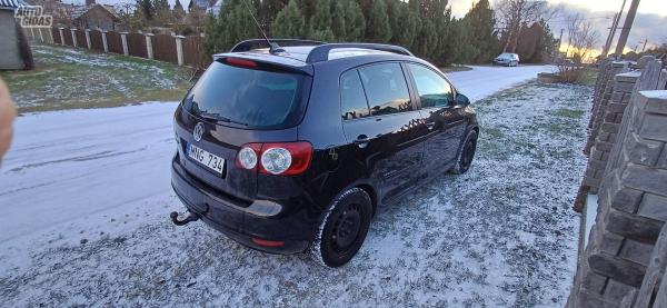 Volkswagen Golf Plus 2008 in Vilnius, with an engine capacity of 1.90 L and mileage of 330 thousand km for 1600 €, photo 4 on AUTOMOTO.COM.LV