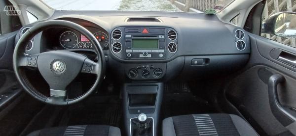 Volkswagen Golf Plus 2008 in Vilnius, with an engine capacity of 1.90 L and mileage of 330 thousand km for 1600 €, photo 9 on AUTOMOTO.COM.LV