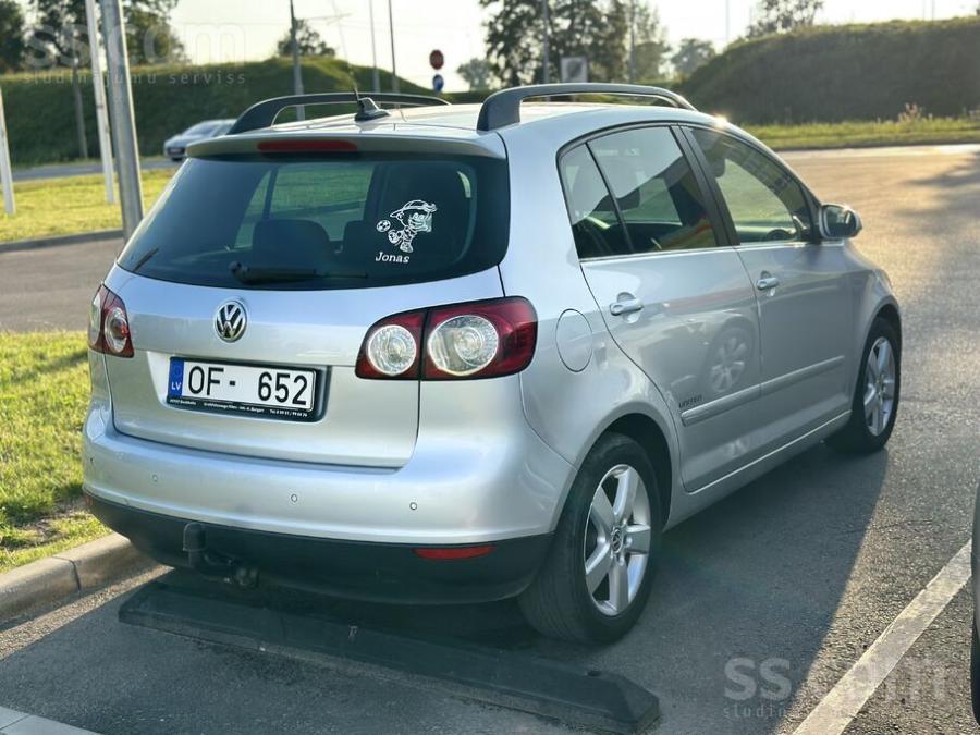 Volkswagen Golf Plus 2008 in Daugavpils, with an engine capacity of 2.00 L and mileage of 221 thousand km for 3850 €, photo 8 on AUTOMOTO.COM.LV