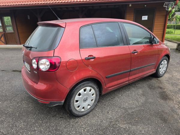 Volkswagen Golf Plus 2008 Jurbarkas, ar dzinēja tilpumu 1.90 L un nobraukumu 260 tūkst. km par 1350 €, foto 3 vietnē AUTOMOTO.COM.LV